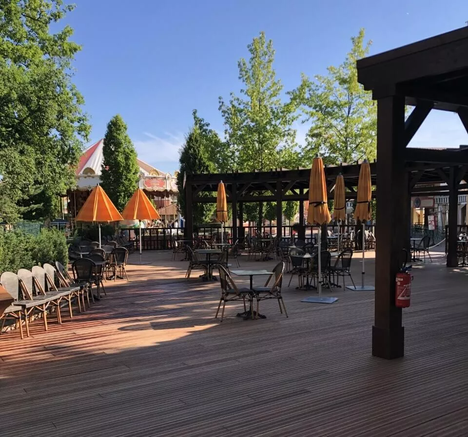 Le Patio - Restaurant | Parc Astérix